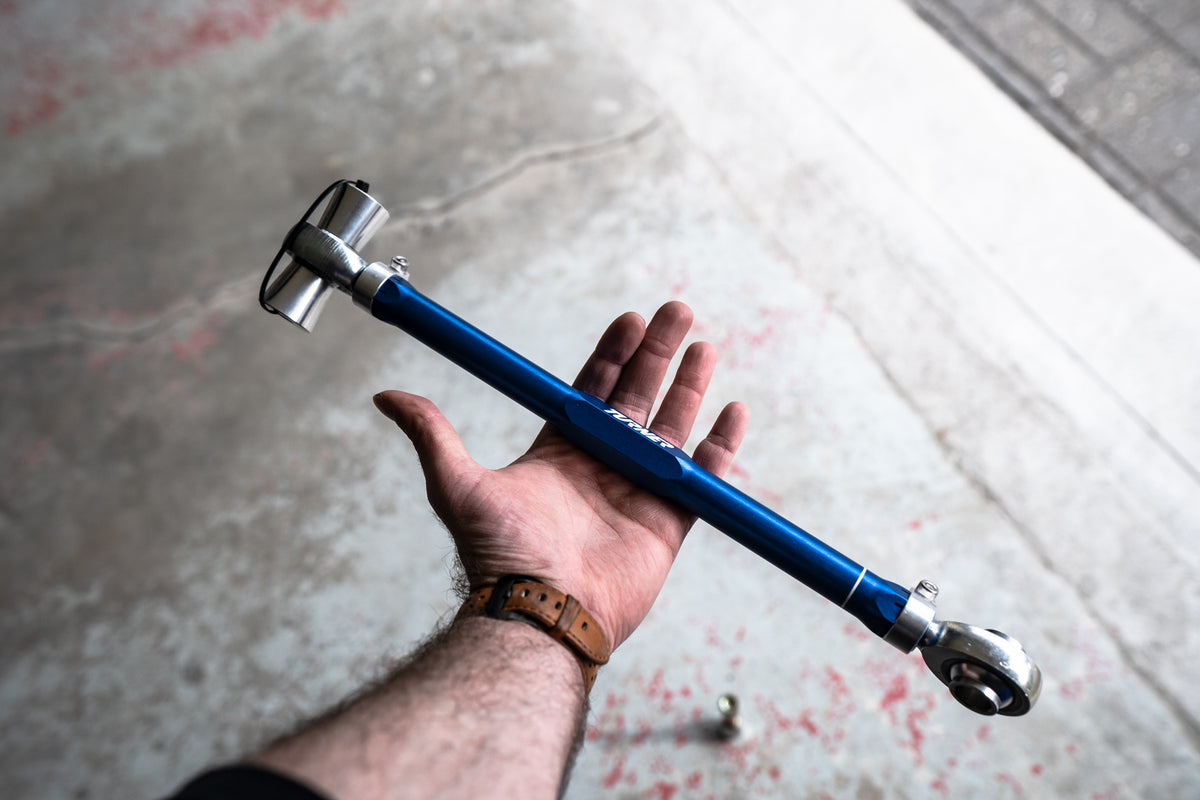 Clubsport Front Thrust Arms / E9x M3 – EuroConnex