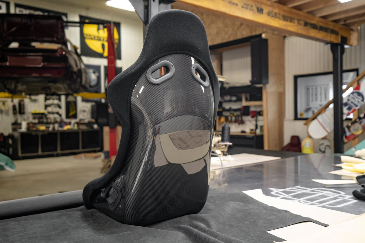 Recaro Pole Position ABE (Carbon) – EuroConnex